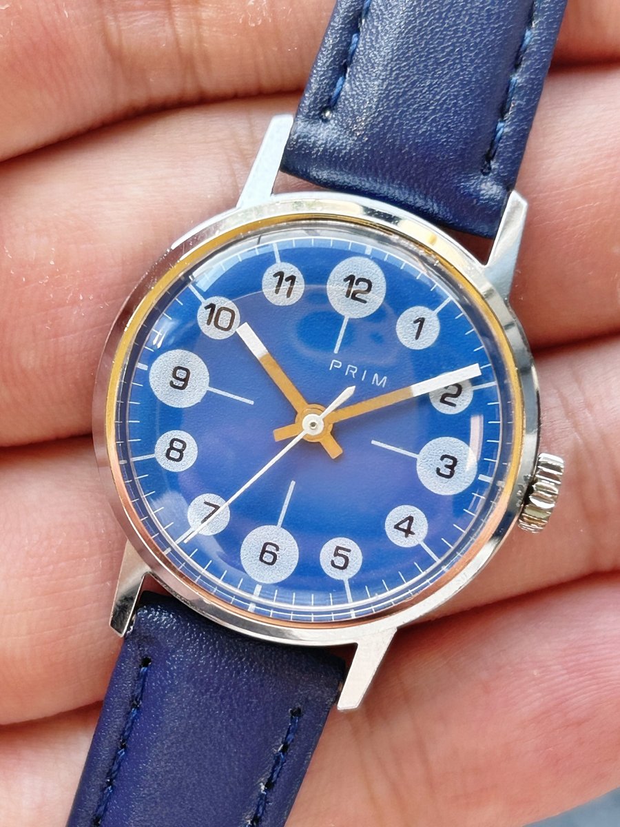 Československé mechanické vintage retro hodinky PRIM Modré Berušky ...